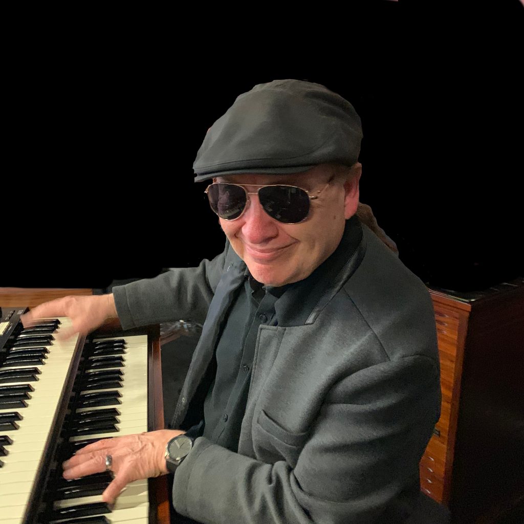 Robby Robinson – Hammond Family Artists